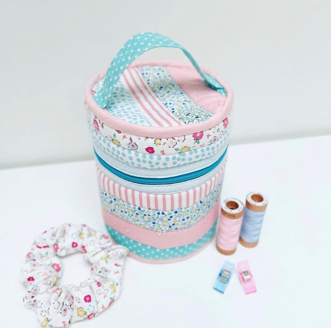 Berry Carry All Case | PDF Pattern – berrybirdy.com